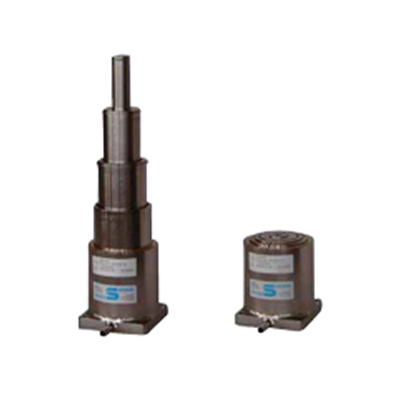 4-stage pneumatic telescopic cylinder for grinding table movement - Drumag