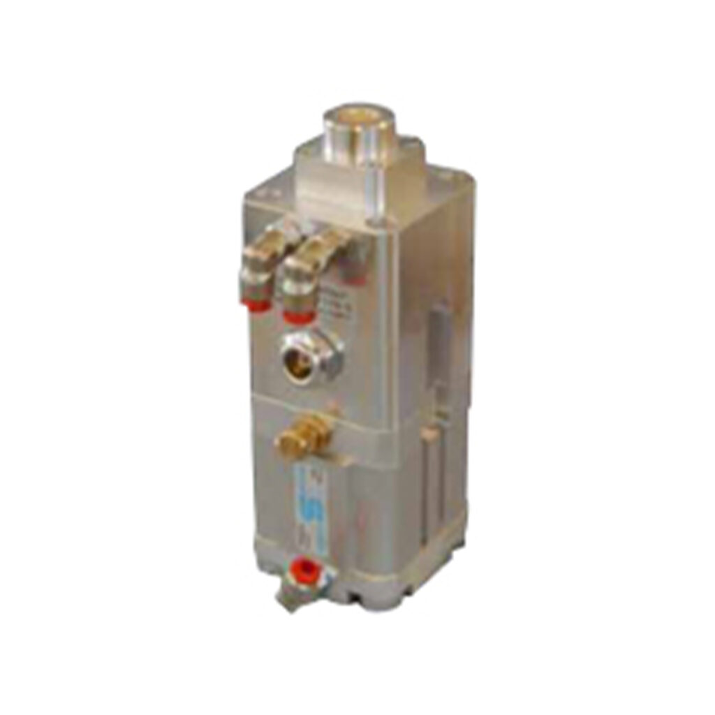 Cylinder with pneumatically releasable hydraulic locking in film ...